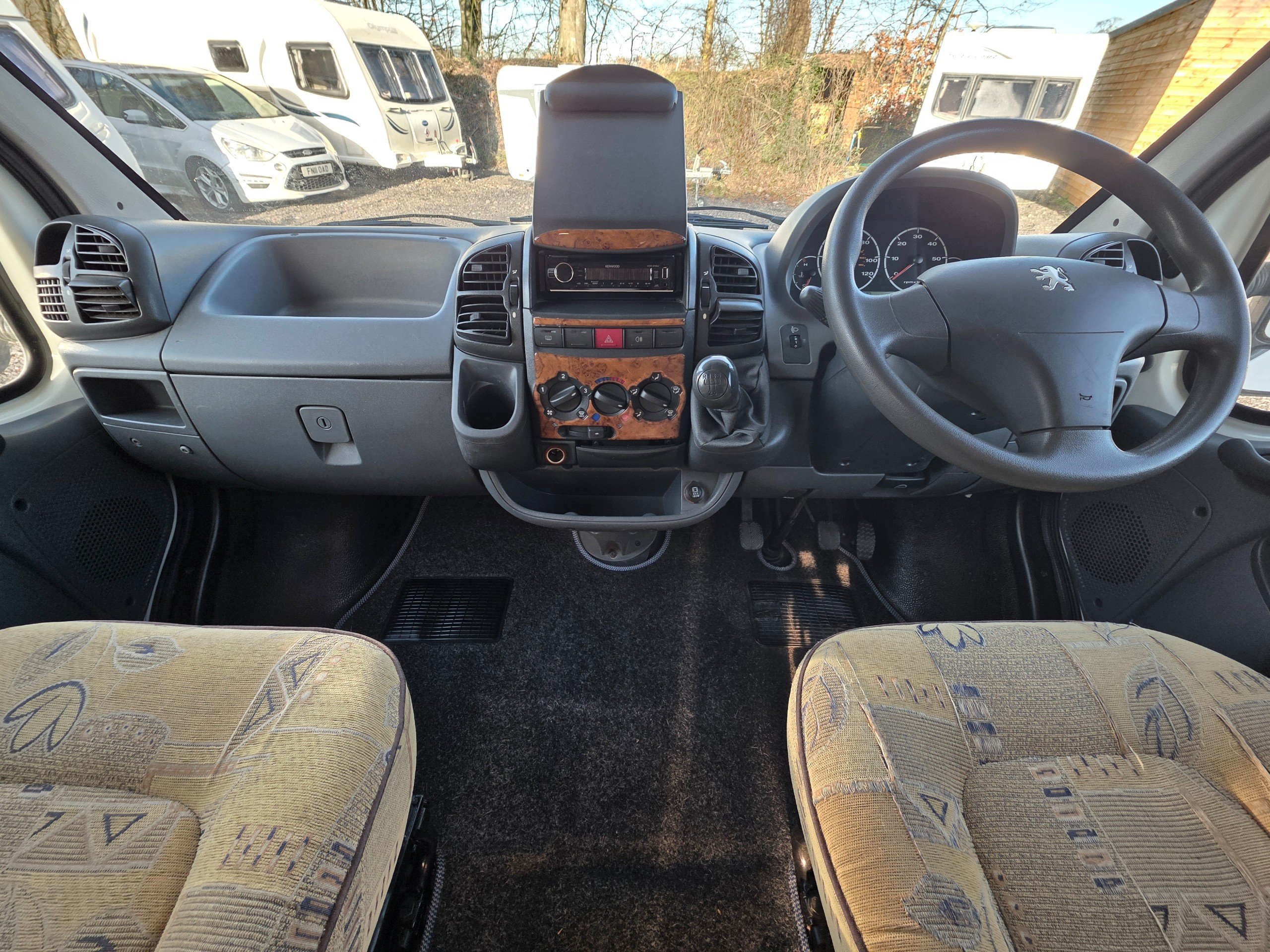 Used 2006 Compass Suntor 400 HDI 330 LX MWB C/C for sale in Taunton ...